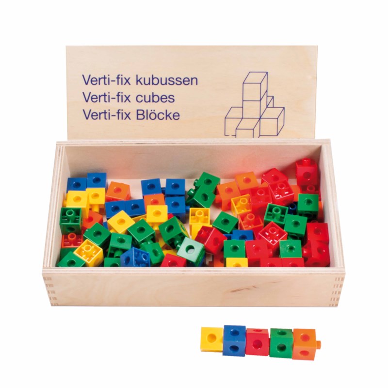 Snap Cubes